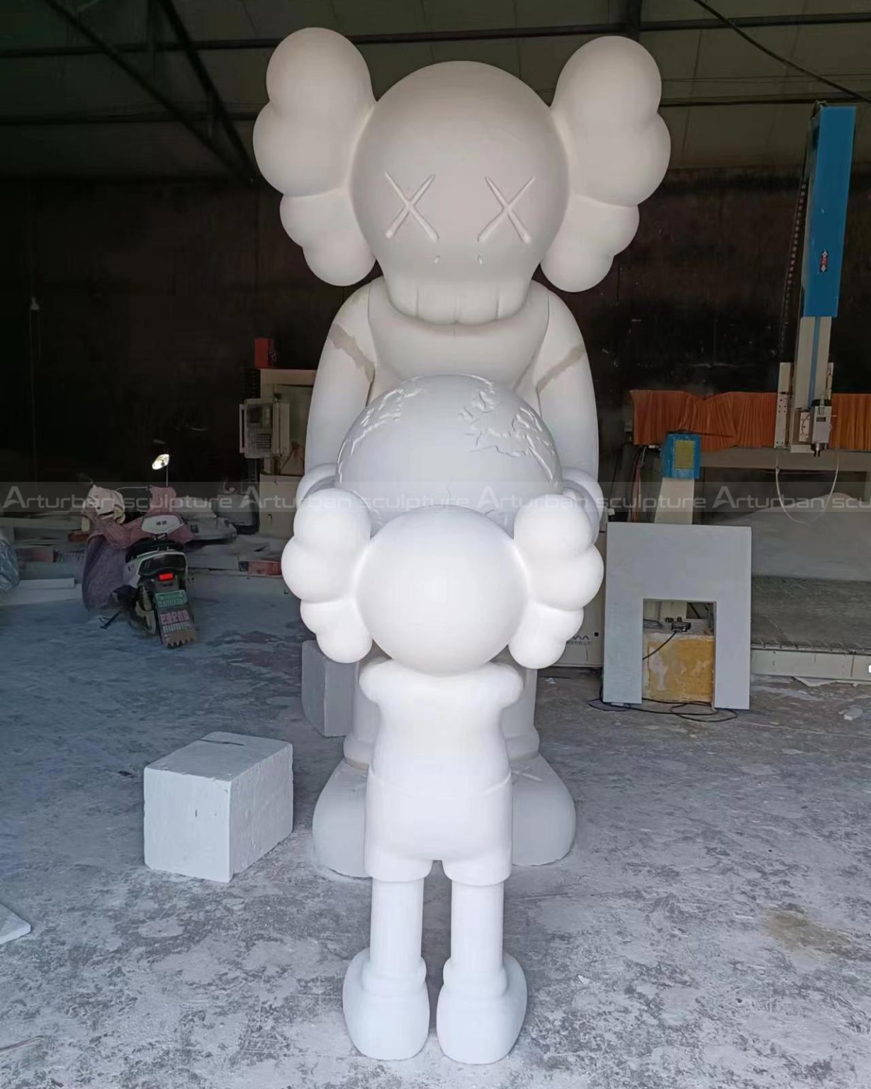 kaws the promise replica - Arturban Statue
