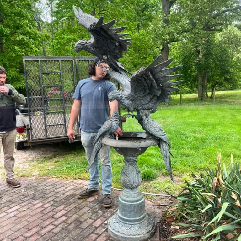 Parrot Water Fountain - Arturban Statue