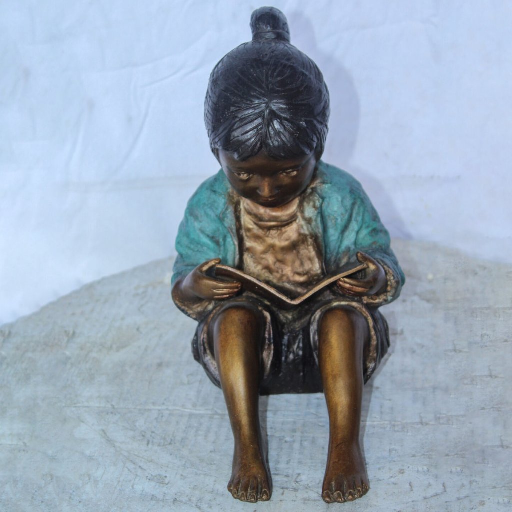 bronze statue girl reading book - Arturban Statue