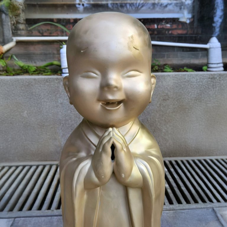 Little Monk Sculpture - Arturban Statue