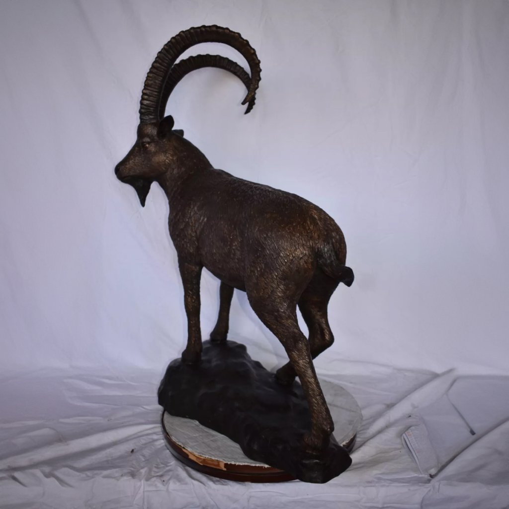 Alpine Ibex Statue - Arturban Statue