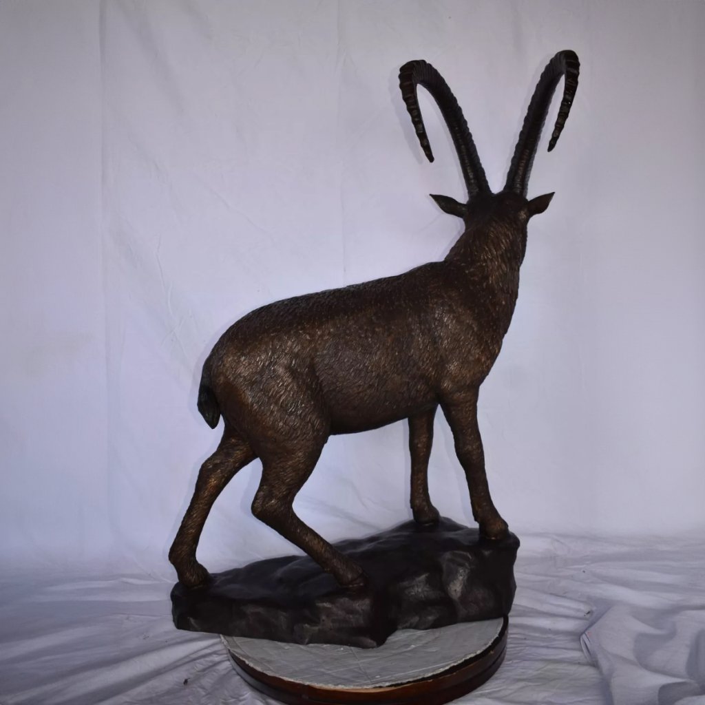 Alpine Ibex Statue - Arturban Statue