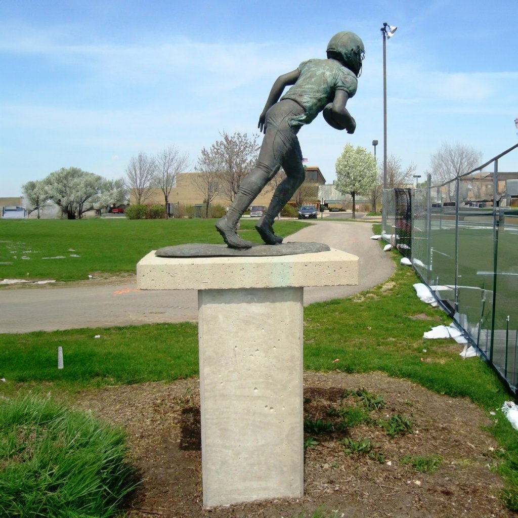 Statue Football Player - Arturban Statue
