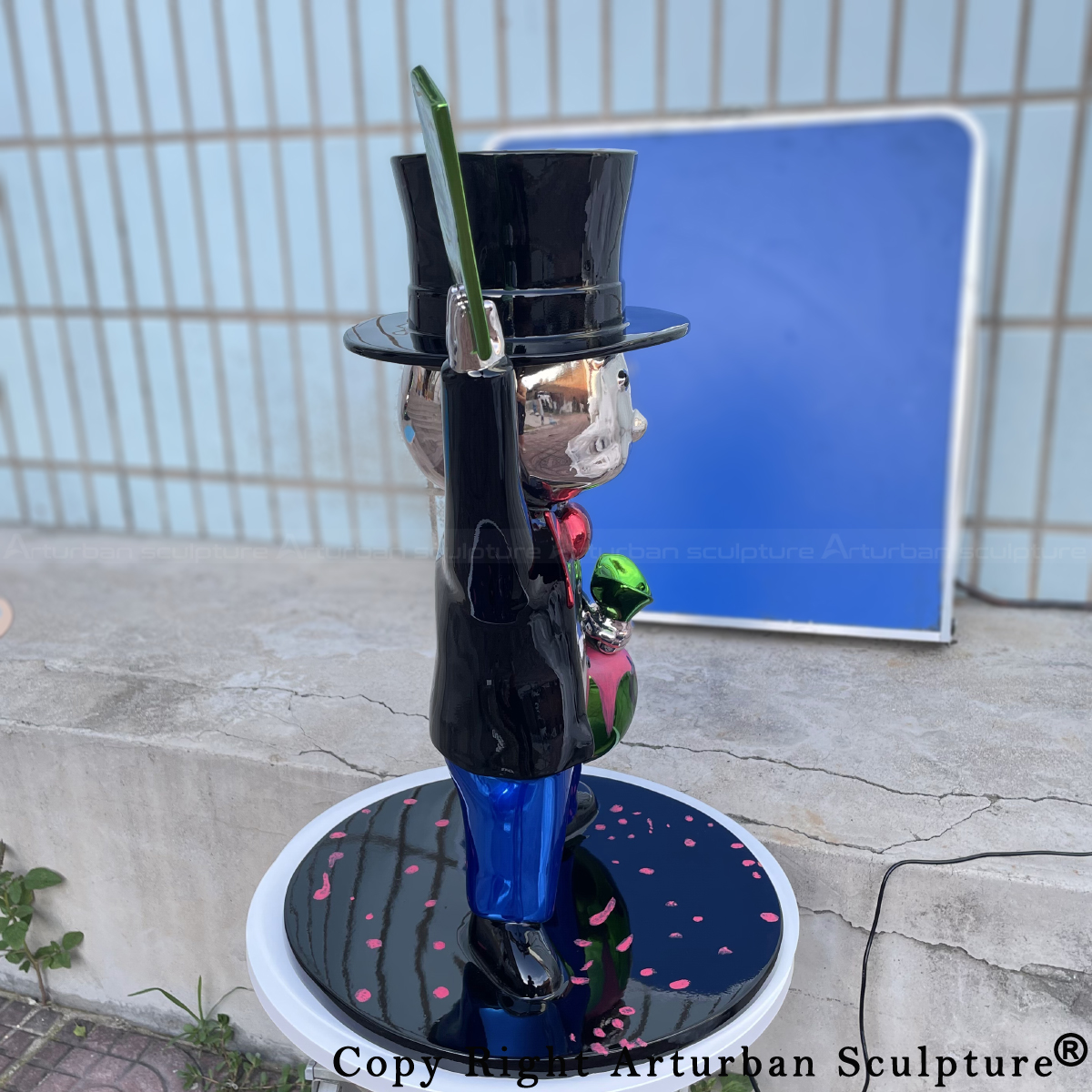 Monopoly Man Statue - Arturban Statue