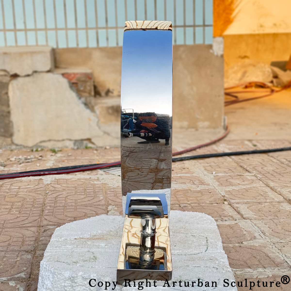 Symbol of Peace Statue - Arturban Statue