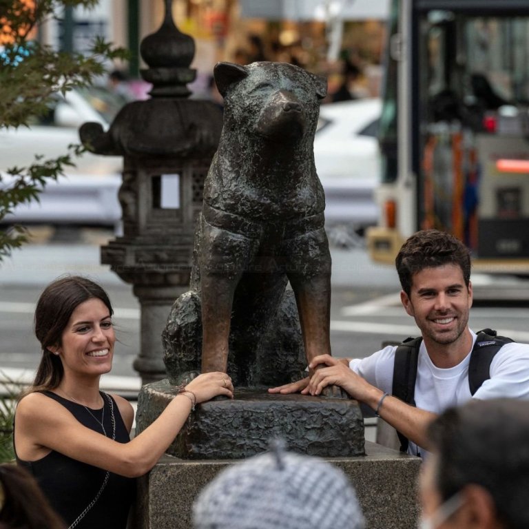 Hachiko Statue: Story and Meaning - Arturban Statue