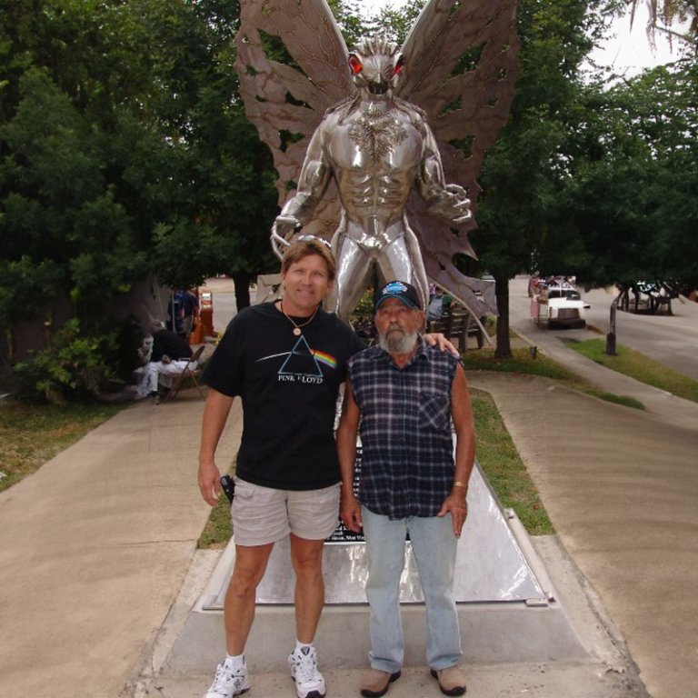 Statue of Mothman: A Curious Legend - Arturban Statue